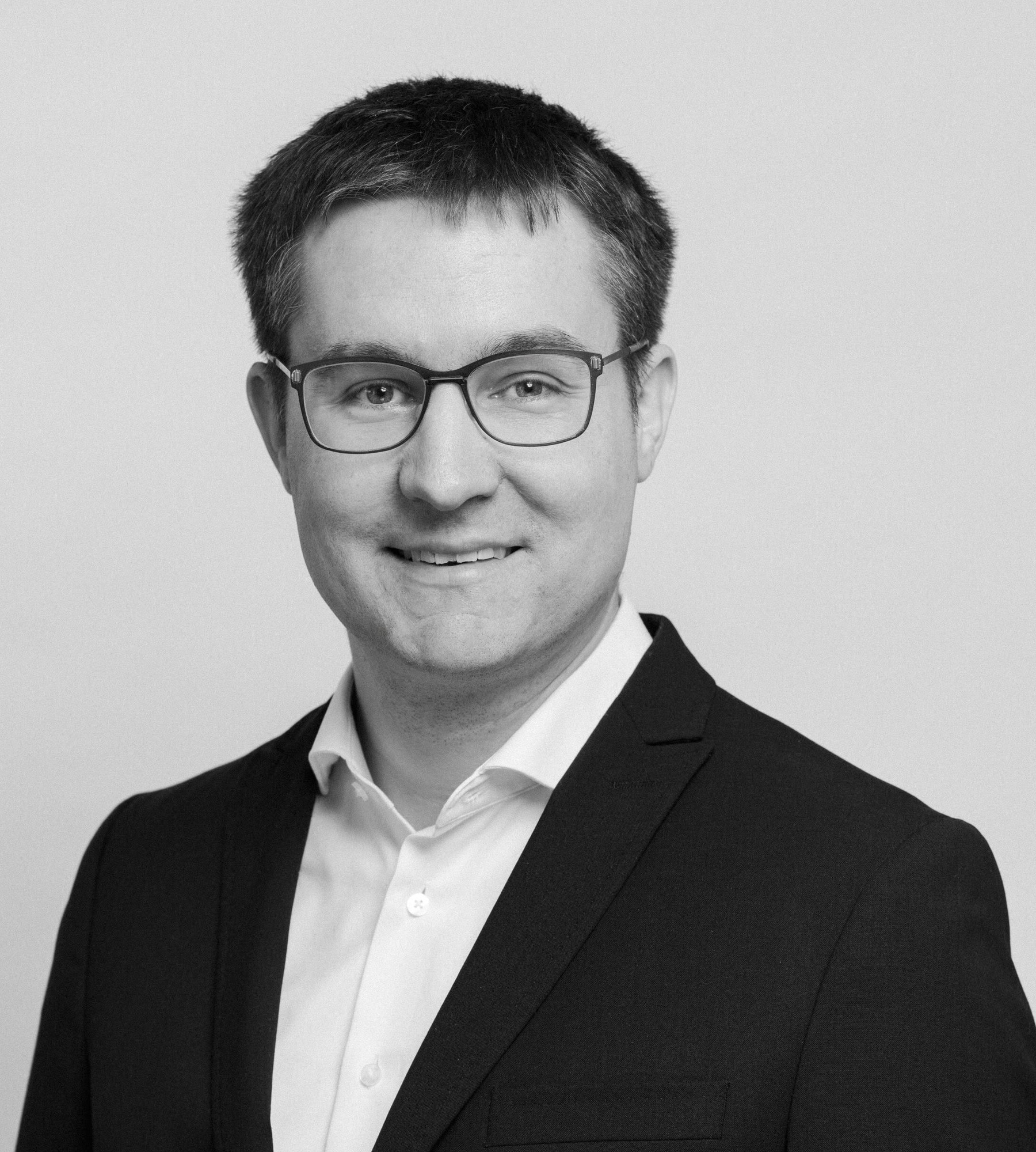 Alexander Paul - E.CA Economics